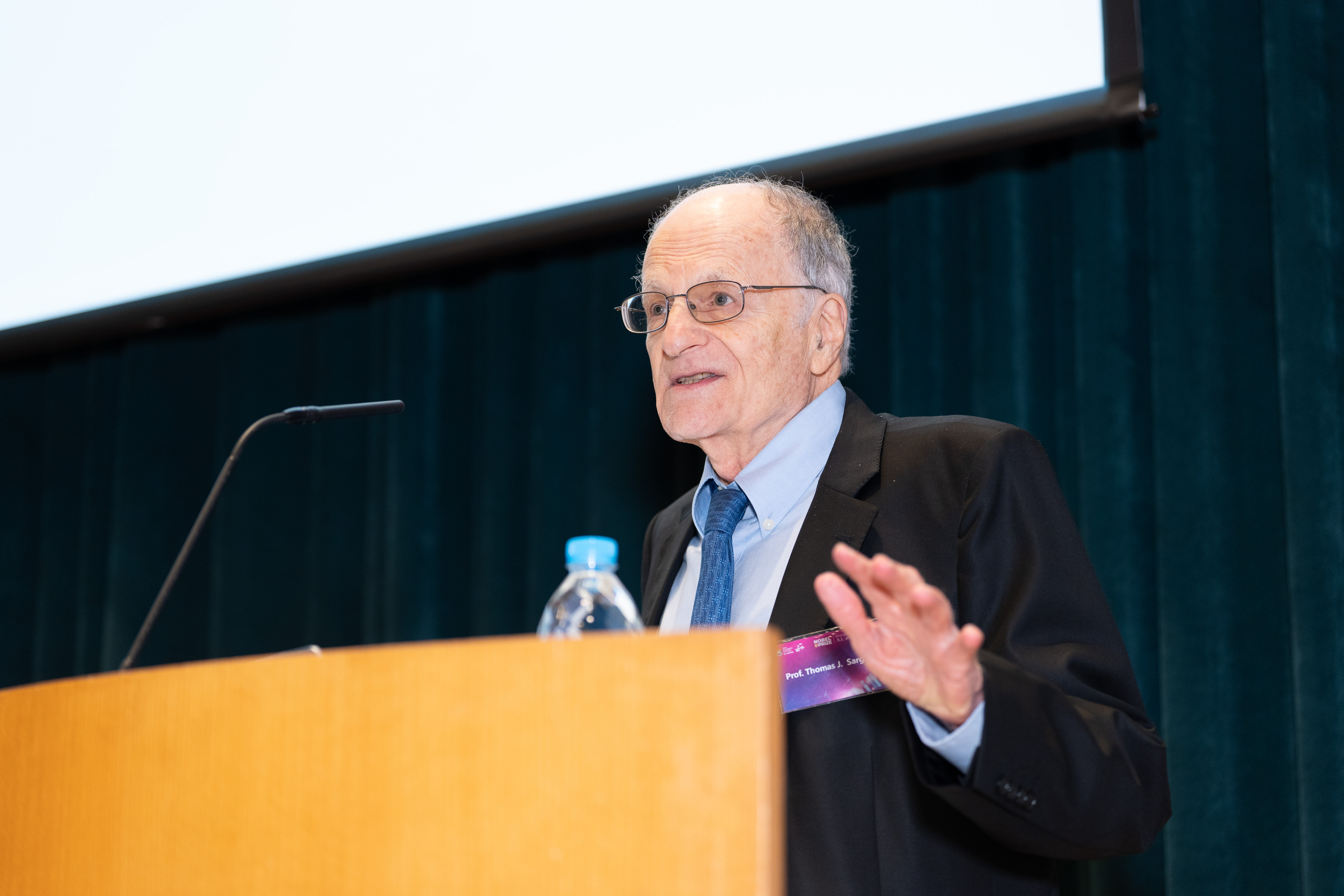 Nobel Laureate Prof. Thomas J. Sargent Discusses AI and Economics at ...
